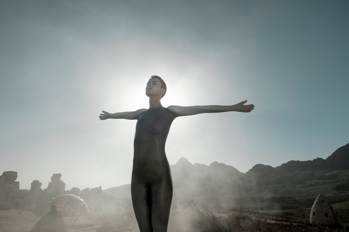 “Raised By Wolves” Review: An Original Sci-Fi Series - Tele Management